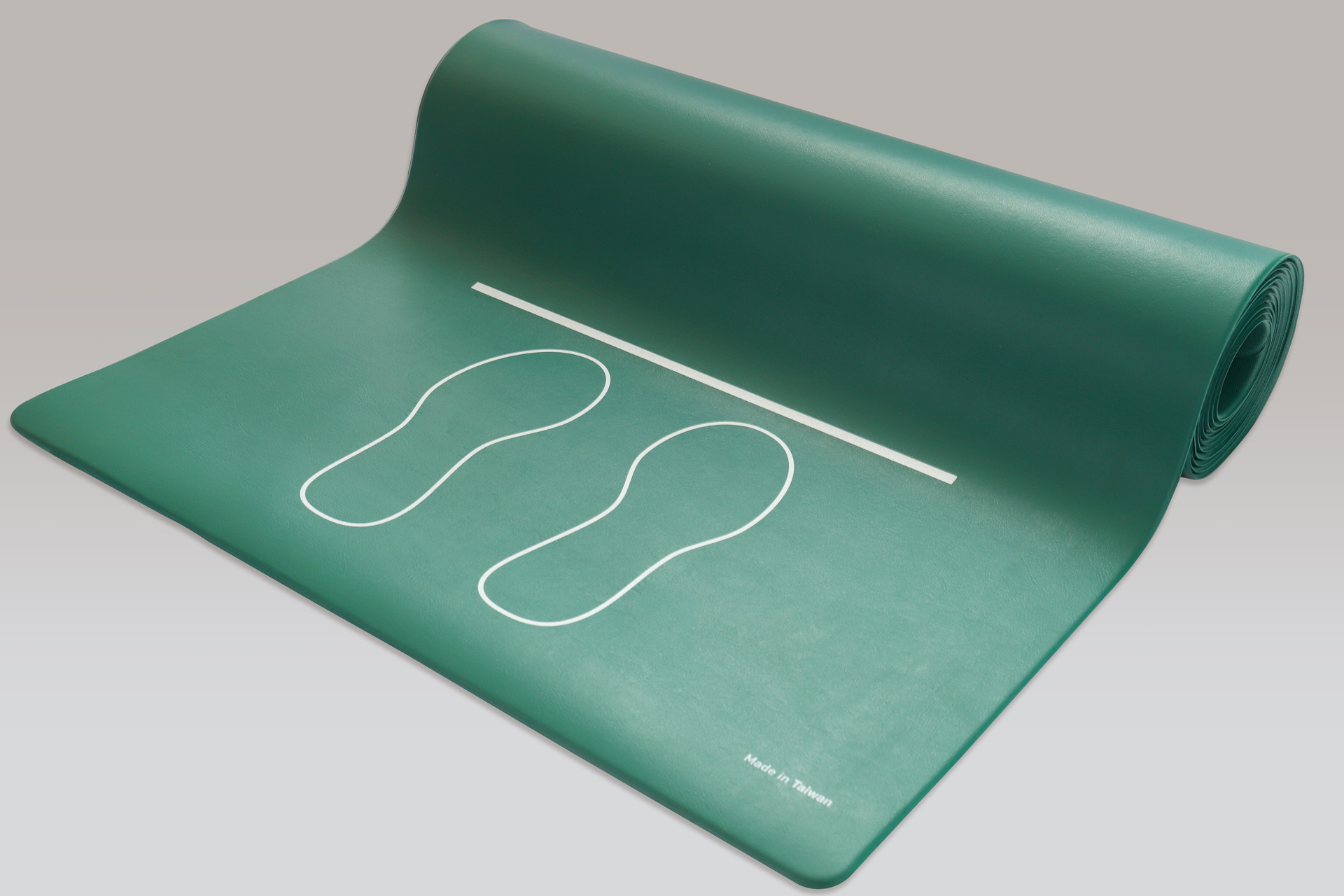 Standing broad jump mat